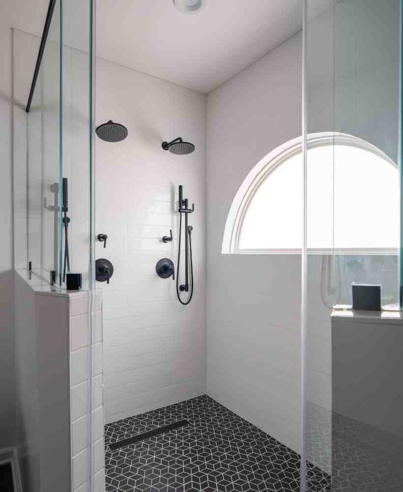 Shower Sizes | Standard Dimensions & Layout Guide 2025