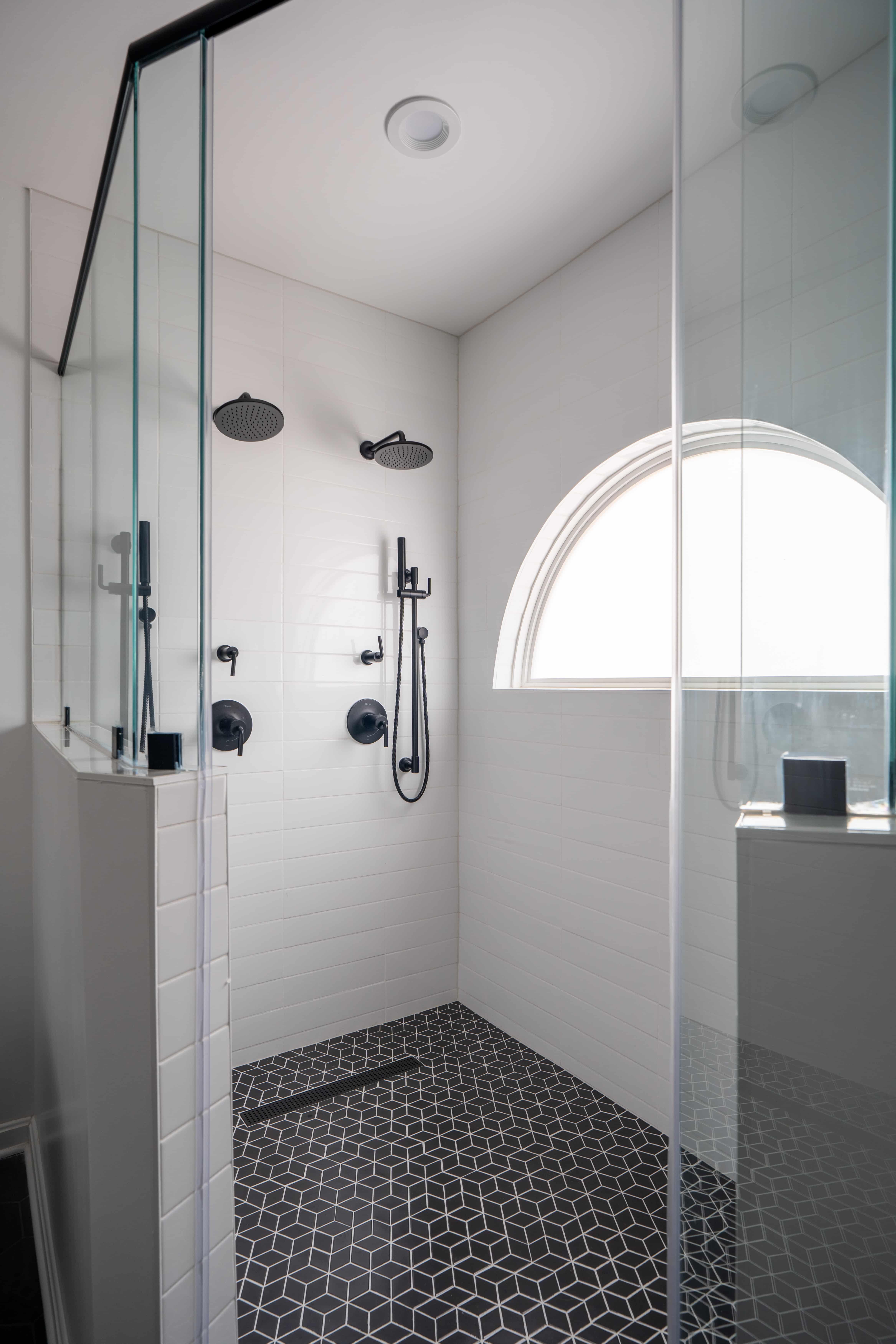 Standard Shower Sizes & Dimensions: A Complete Guide 2025