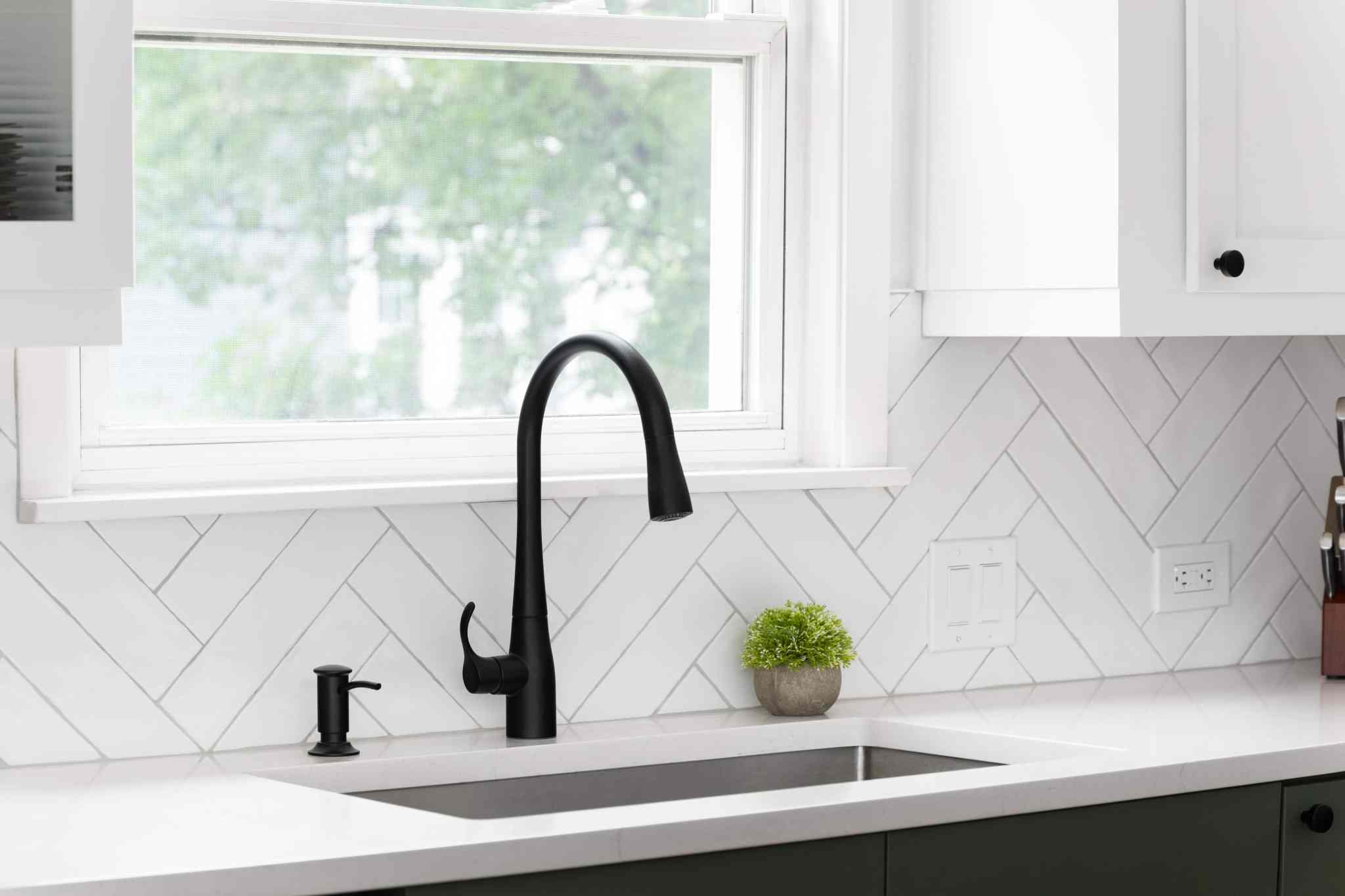 Top Kitchen Backsplash Tile Patterns and Installation Styles